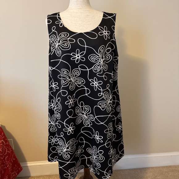 Signature by Robbie Bee | Dresses | Robbie Bee Mod Style Trapeze Dress ...